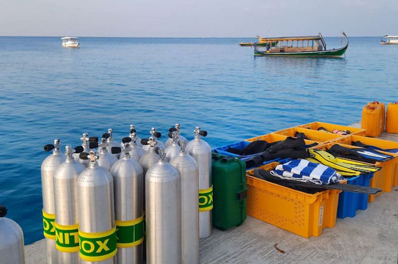 Dhiffushi - Maldivers Diving Centre | Maldives